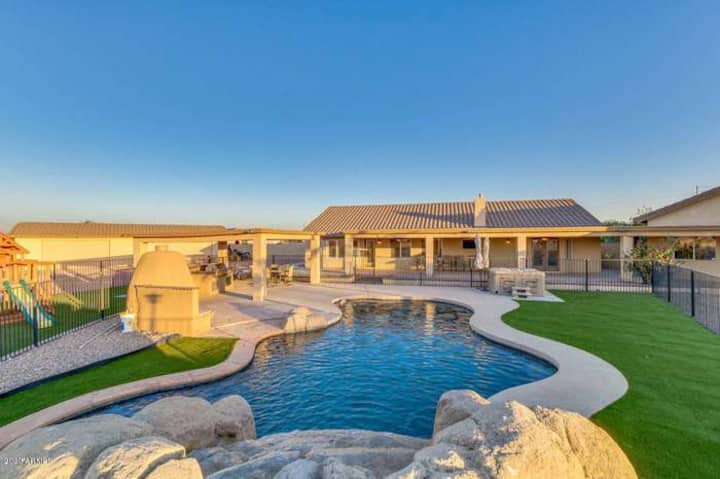 Queen Creek Guesthouse - San Tan Valley, AZ