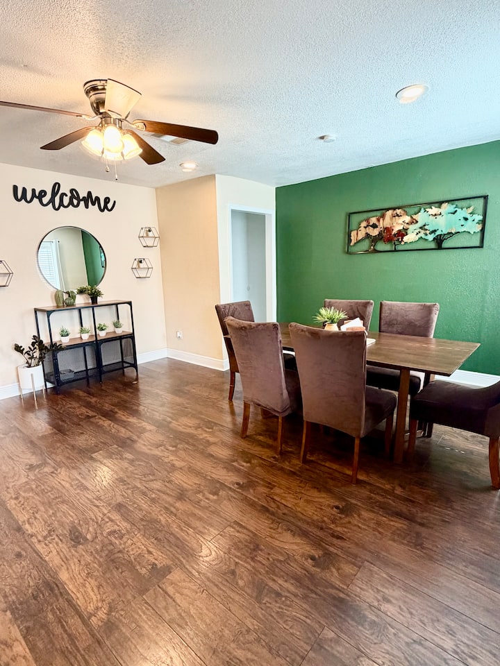Mirel House | Near Uh & Downtown | Unit 1 - Edgebrook - Houston