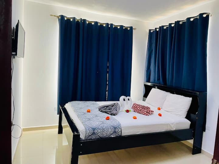 Deluxe Queen Room - Belize