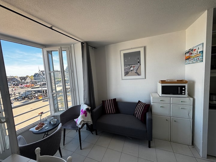 Vue Port Crouesty Studio Cosy + Couchages - Arzon