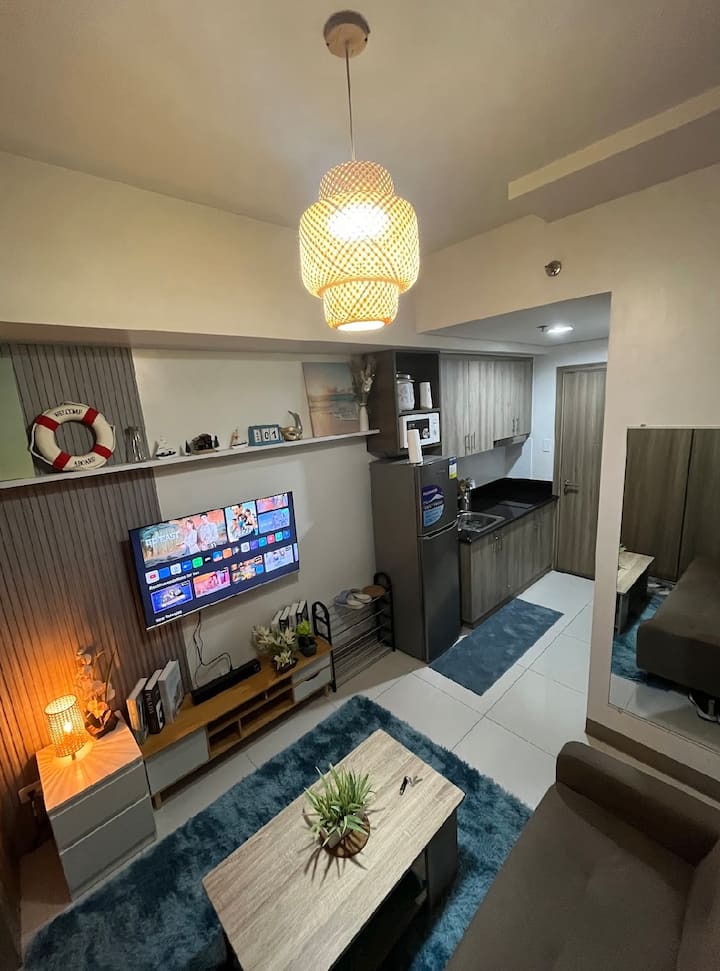 Dc's 2br Coast Residences Staycation Roxas Blvrd - Pasay