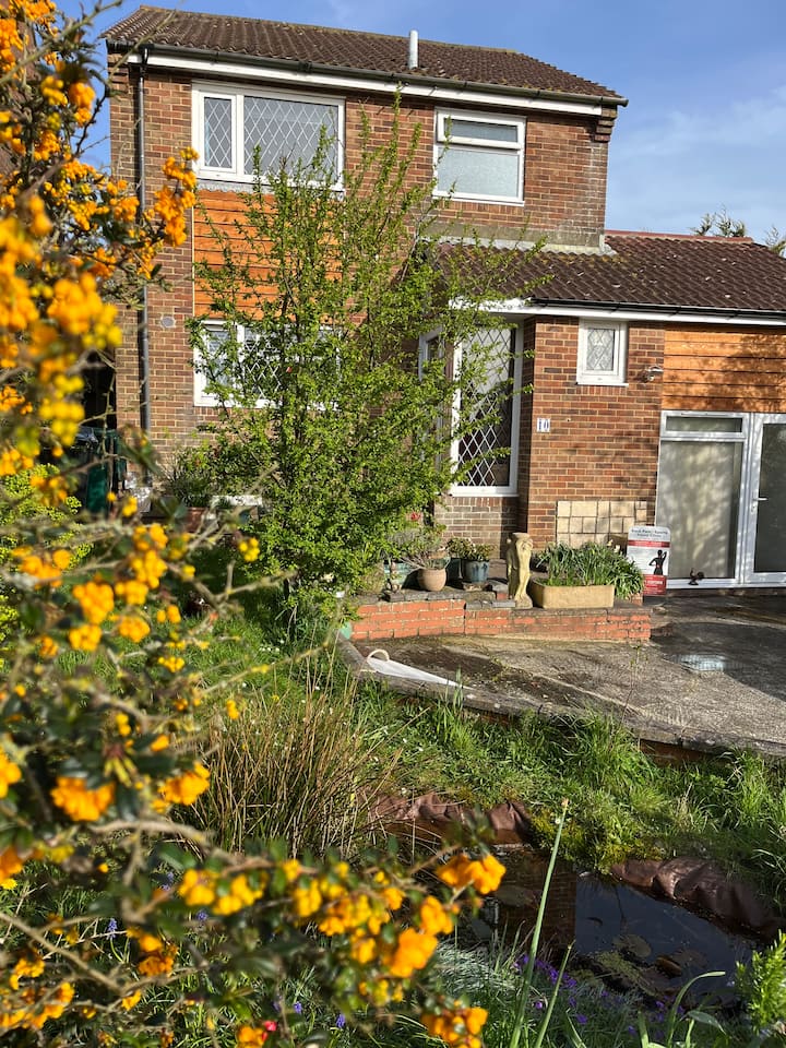 Reduced Price 24th Dec - 23rd Jan.
70% Reduction - Brighton Marina