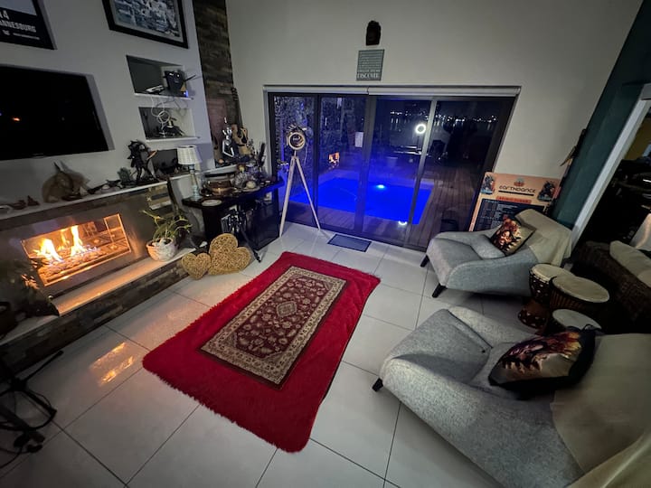 Pecanwood Winter Retreat - Cozy Comfort & View - Hartbeespoort
