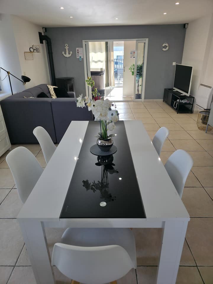 Maison Vue Mer Avec Jacuzzi Intérieur - Groix