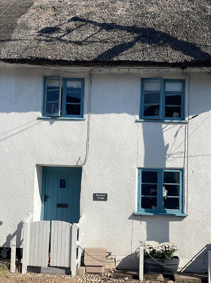 Beautiful Cosy Thatched Cottage - Sidmouth