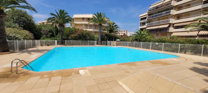 32m² Climatisé 4min Plage Parking Privé Piscine - Fréjus