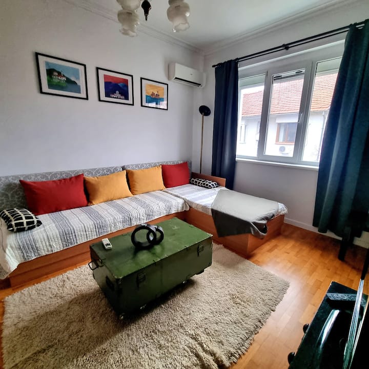 Lovely 1 Bdr Apartment In Sofia City Center - Sofia Airport (SOF)