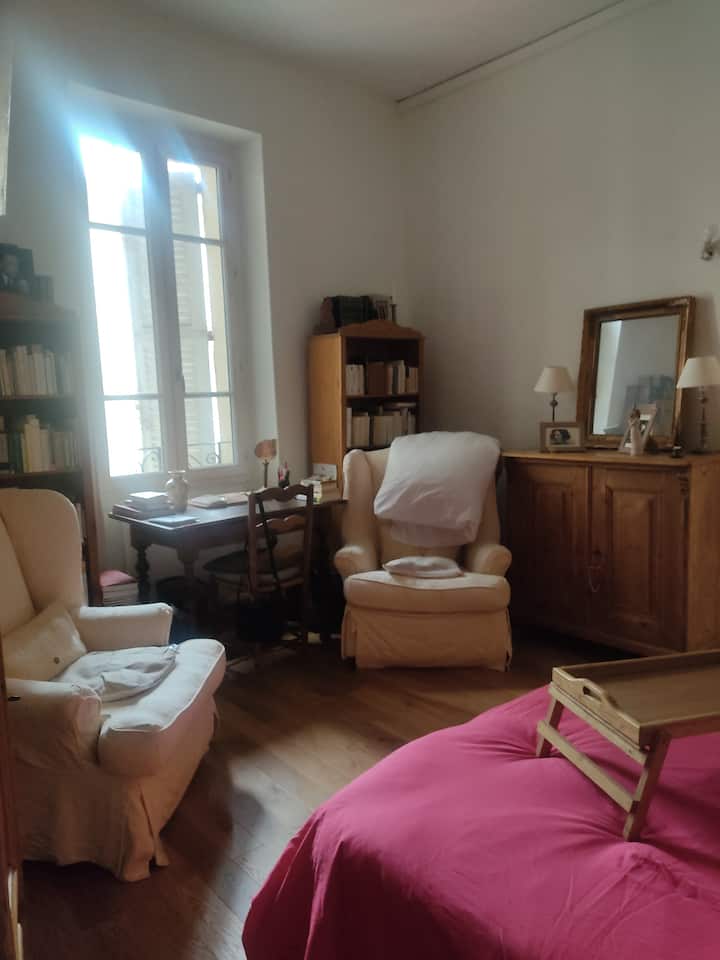 Appartement Intra-muros. - Avignon