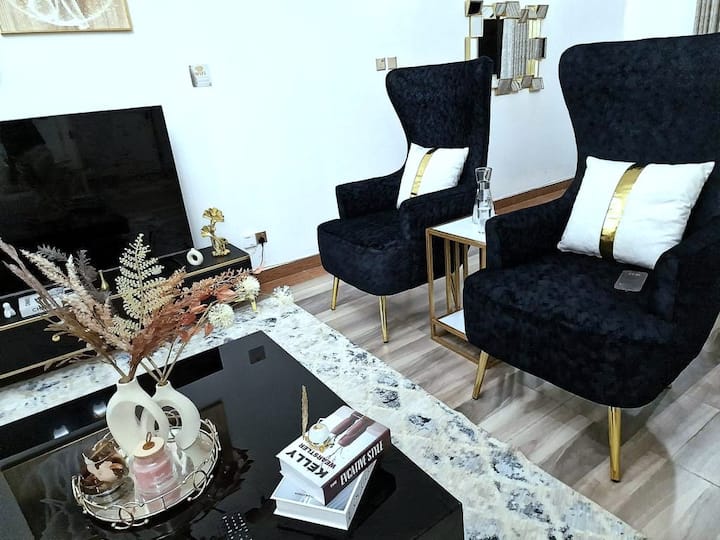 Executive 3br In Milimani With Ac & Parking - Kisumu