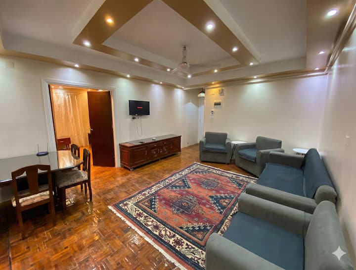 A Heliopolis 3 Br Downtown Near Korba&airpo 1floor - Cairo