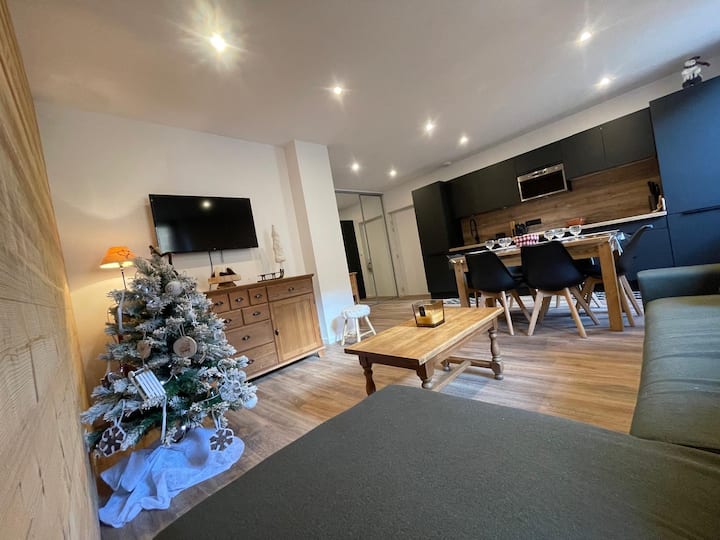 Nid Douillet Plein De Charme Décoré Avec Goût - Formiguères