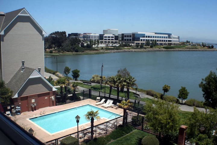 3 Suites | Near San Francisco Airport & Waterfront - Burlingame, CA