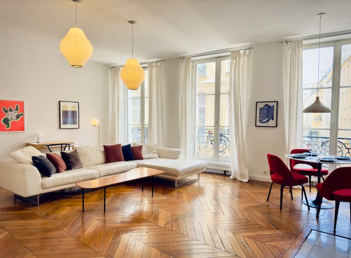 Designer 2 Bedroom Apartment In Opéra/montorgueil - Paris