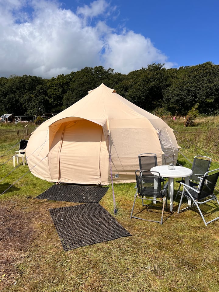 Dome Bell Tent, Sleeps 4/5 - Carmarthen