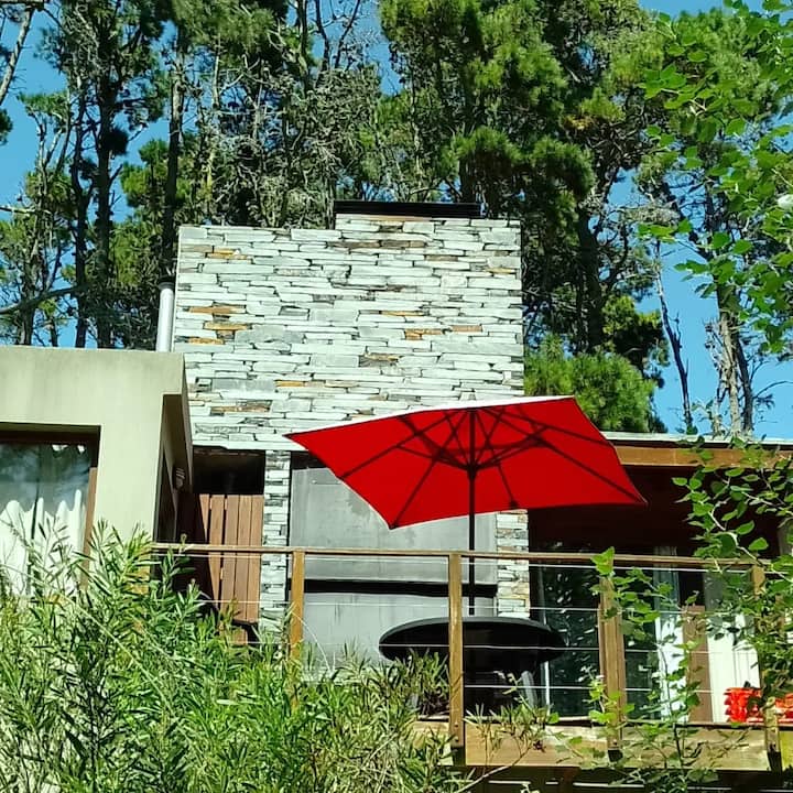 Casa Diseño 4 Niveles, Vista Al Bosque Y Vidriada - Argentina