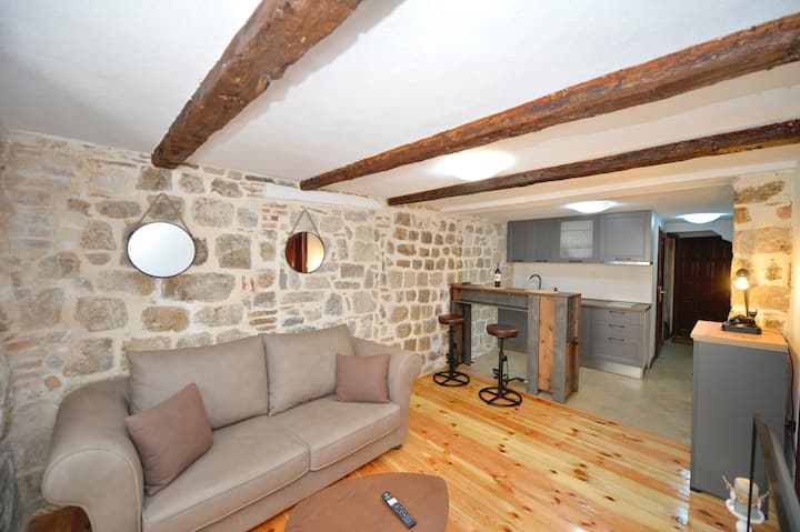 Stylish Apartment In The Heart Of Old Town - Kotor