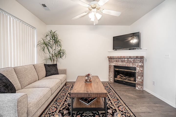 Cda Getaway Town House - Coeur d'Alene, ID