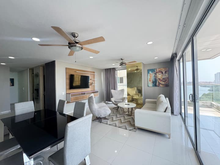 Apartamento De Lujo 3br Con Vista Al Mar, Piso 10. - Cartagena