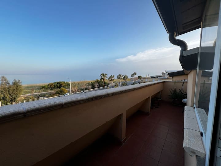 Apartment In Front Of The Sea - Siderno