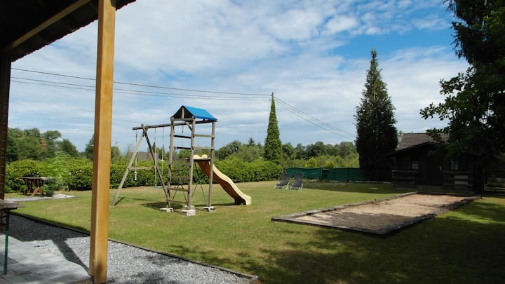 Chalet-sauna-aire De Jeux-petanque-jardin Clos - Somme-Leuze