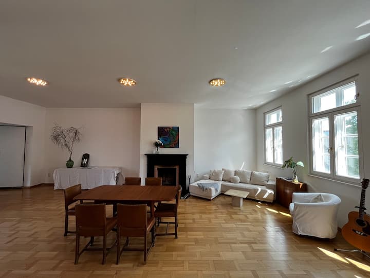 Luxury Penthouse: Rooftop Terraces & Jacuzzis - Hamburg