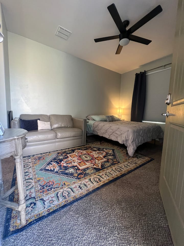 Private Suite With Separate Entrance - Goodyear, AZ