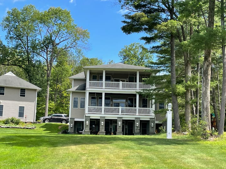 Beautiful Home Right On Oquaga Lake Deposit, Ny - Deposit