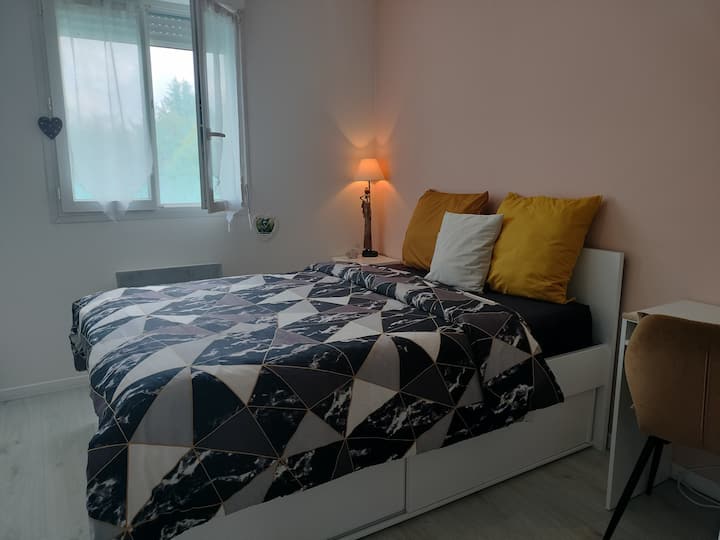 Un Studio Avec Une Entrée Indépendante Au Calme - Indre-et-Loire