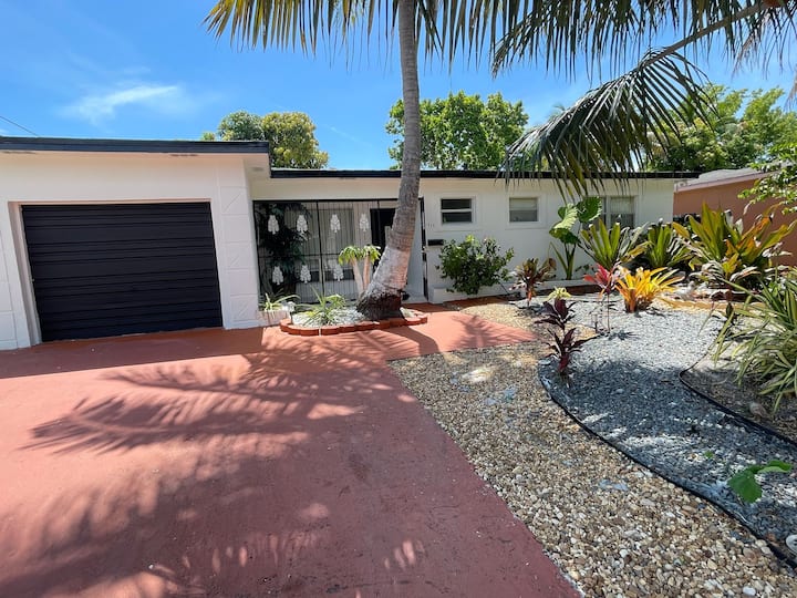 D&b Paradise Near Miami & Hard Rock & Airport.&bch - Hollywood, FL