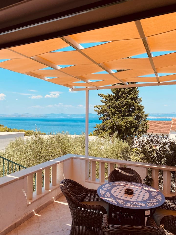 Damir & Katarina A2 - Milna