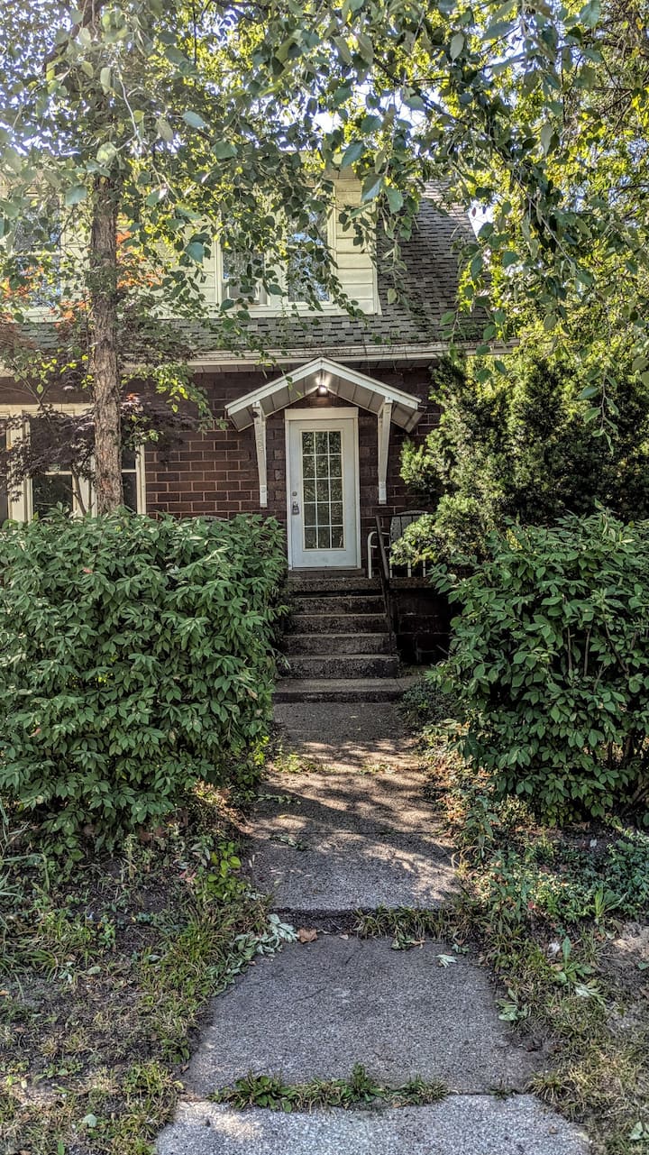 Nice Big House For Medium-term Renters. - Michigan City, IN