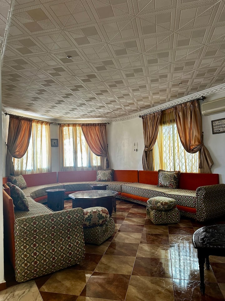 Grande Villa Avec Piscine Privée - Constantine