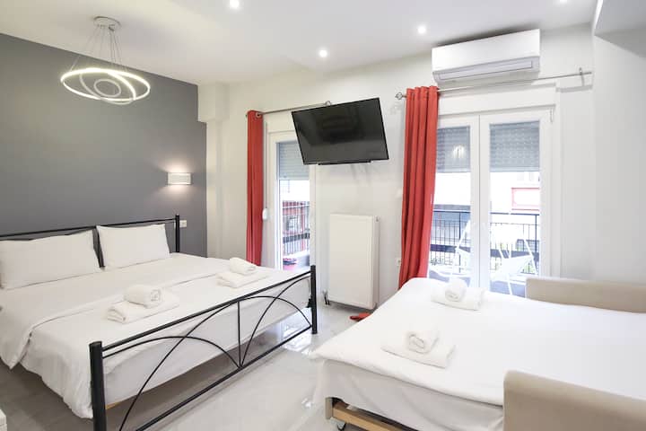 #Ioanna Apartments | Roomore 1 - Салоники