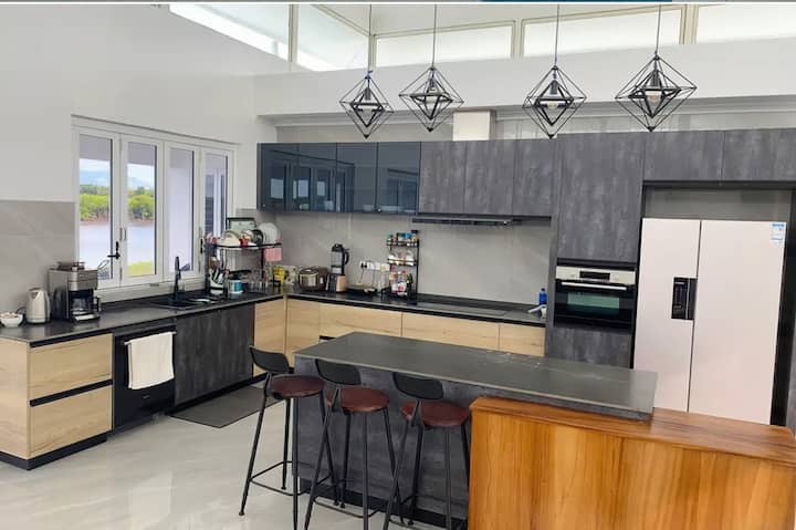 Lake Side Deluxe Villa-garden View Room - Nadi