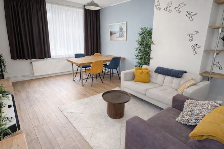 Spacious Apartment With 2 Bedrooms And Home Office - Amsterdam