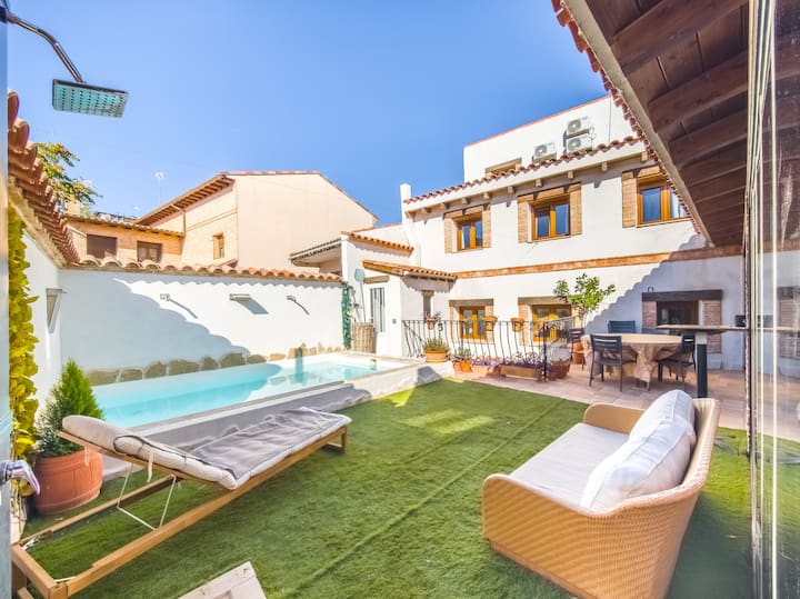 Alana Casa Rural. 
Cerca De Madrid, 12/15 Pers. - Mondéjar