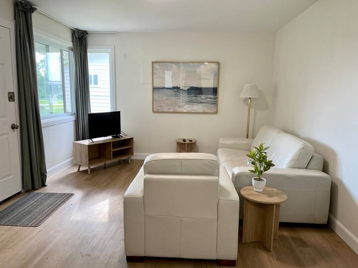 Lakeside Inn Apt #3 - Orillia