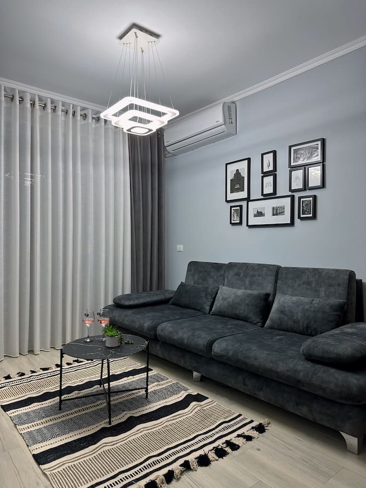 Modern Apartment Near The Beach - Qerret