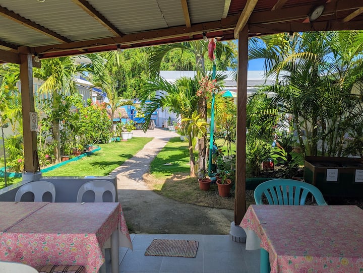 Astillo's Guest Houses #2 Ac/hot Shower - Moalboal