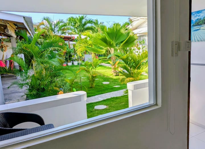 Astillo's Guest Houses #2 Ac/hot Shower - Moalboal