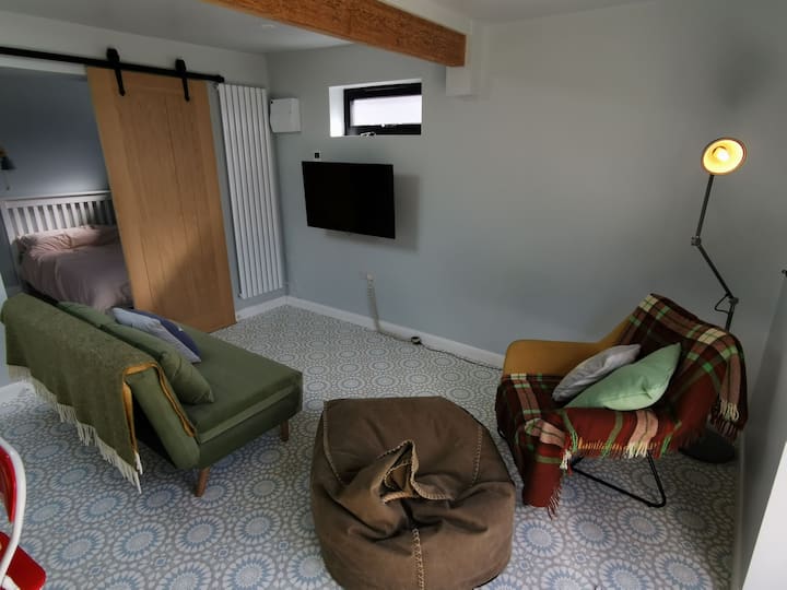 Apple Tree Summer House With Patio Nr Pub/beach - Turner Contemporary
