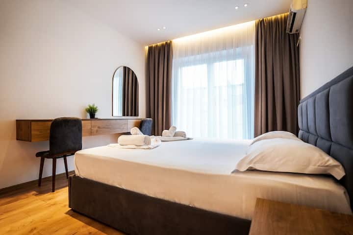 Central Superior 2br Apartament - Tirana