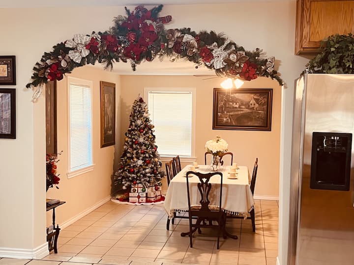 Vintage Family House - Lufkin, TX