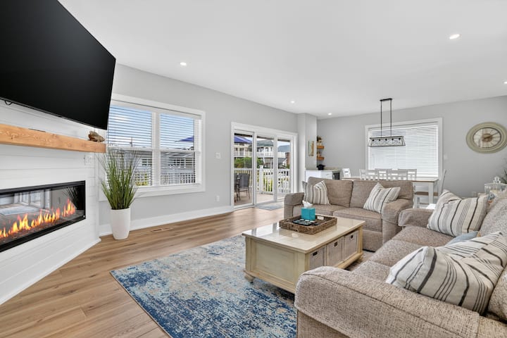 New Waterfront Home On Bay, Quick Walk To Beach - Ocean City, MD