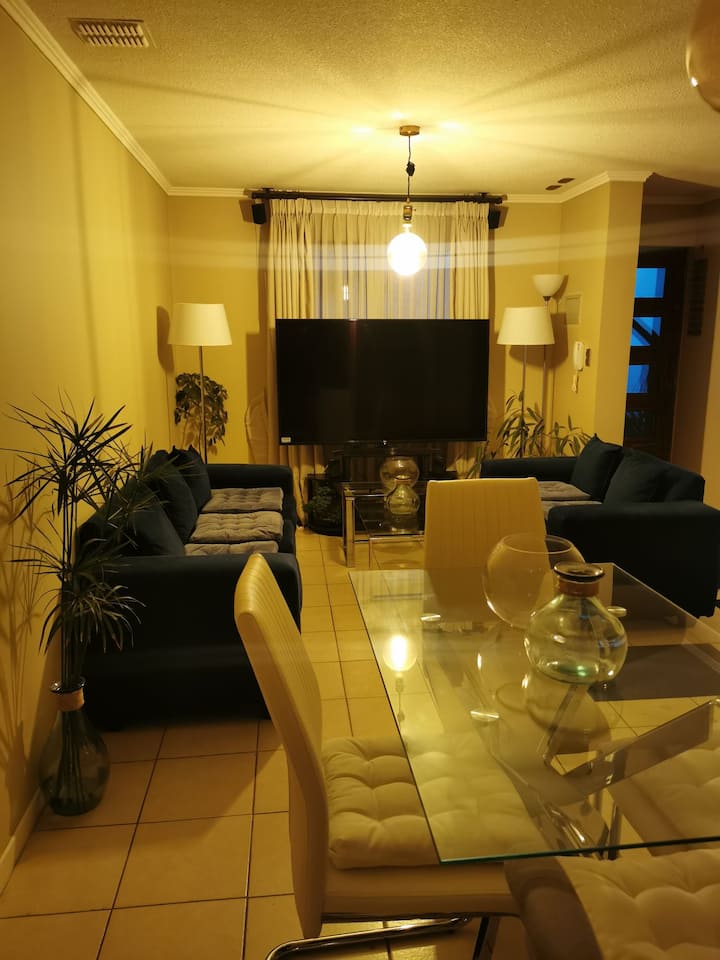 Casa Habitaciones Con Desayuno En Suite - Angol