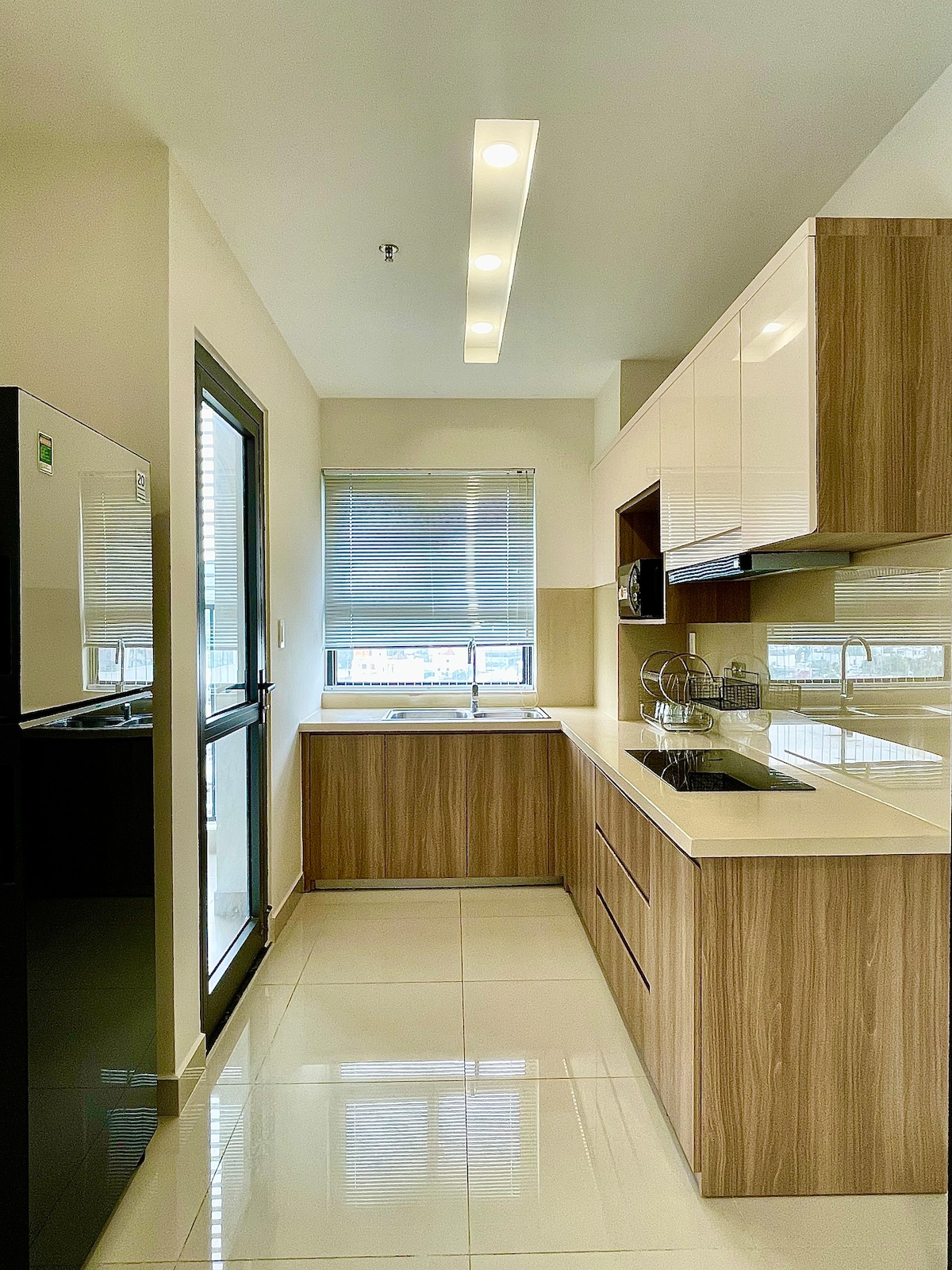 Modern 3-Bedroom Apartment|Peaceful Stay|By Center - Apartments for ...