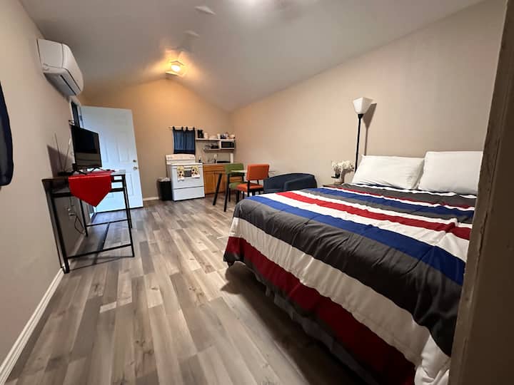 Comfortable & Peaceful Studio - Pasadena, TX