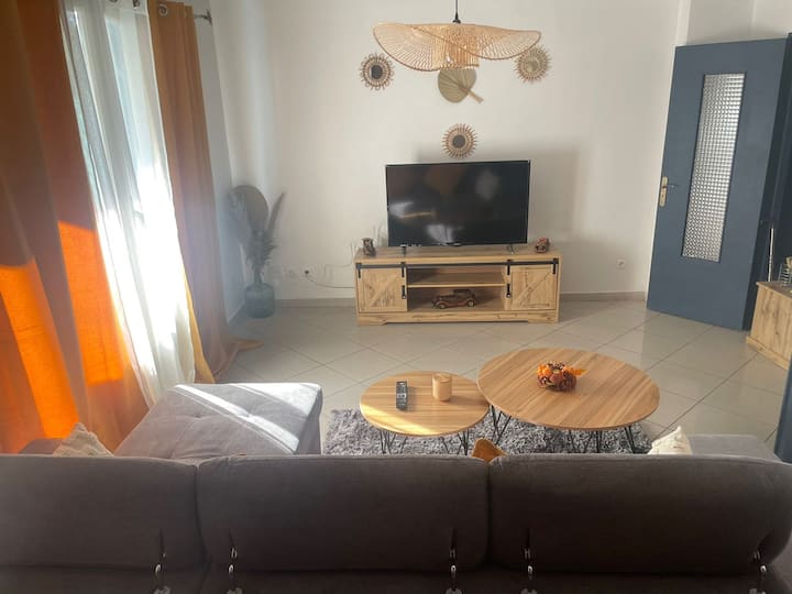 Appartement Proche Gare Tgv - Nîmes