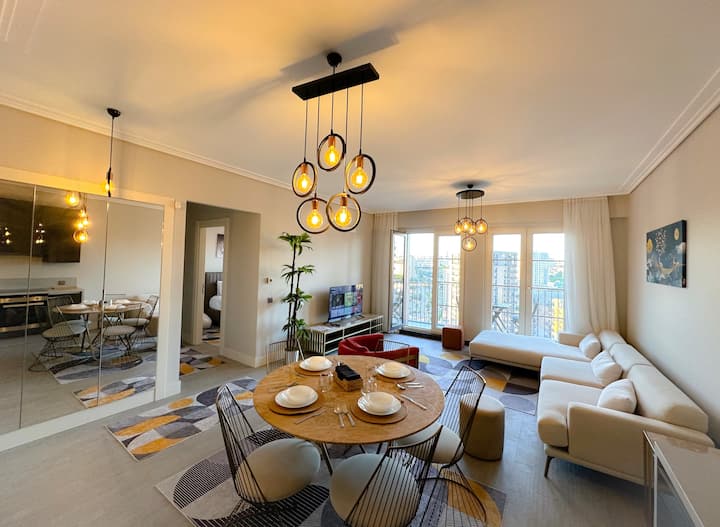 Luxury Home In Financial Center - Kayışdağı