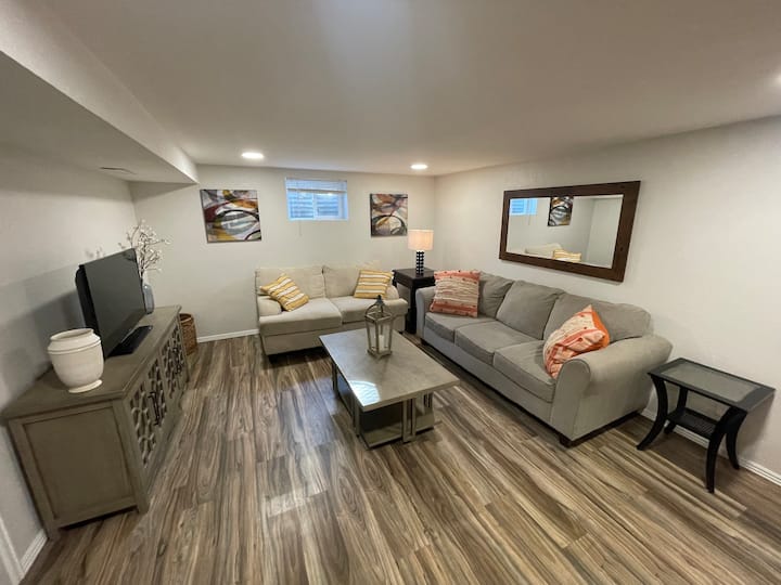 Cozy Apartment Near Dt Littleton - Littleton, CO
